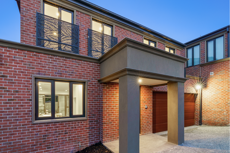 STAFFORD COURT TOWNHOUSES – ONE STUDIO